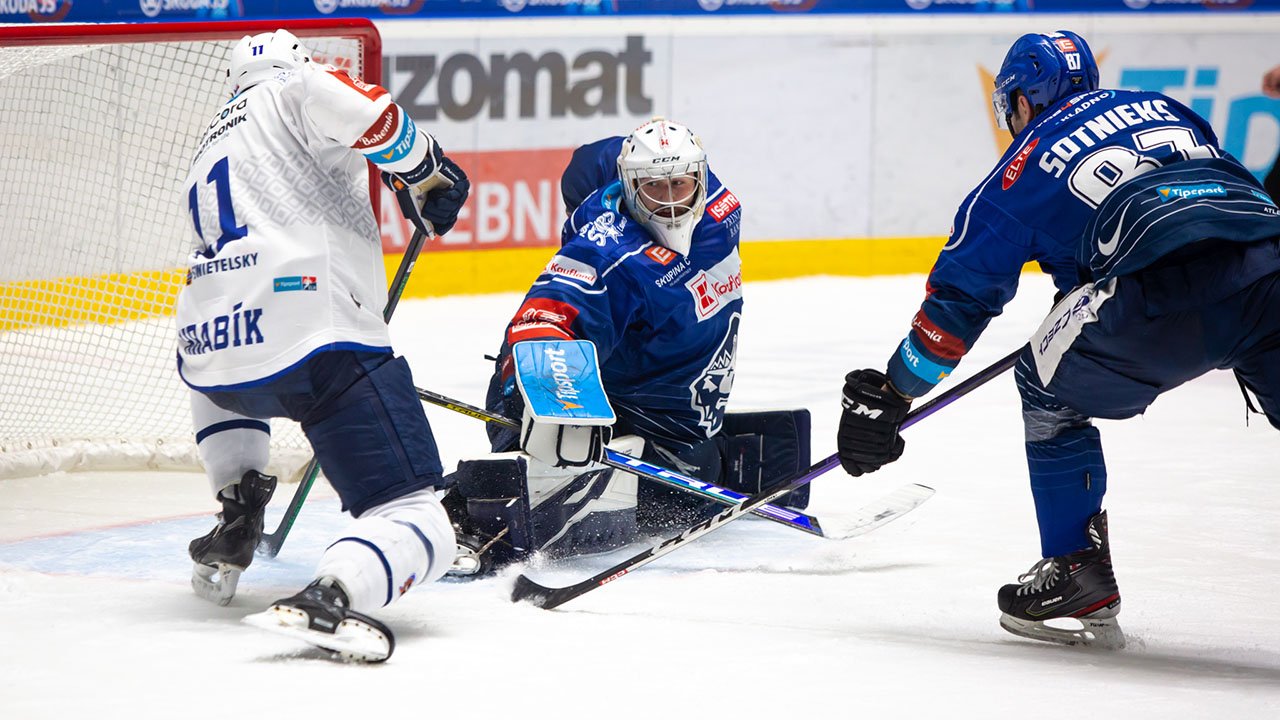 Reportáž ze zápasu: Plzeň - Kladno 1:2p | 21. kolo extraligy: Rytíři zvítězili na ledě Plzně 1:2 ...